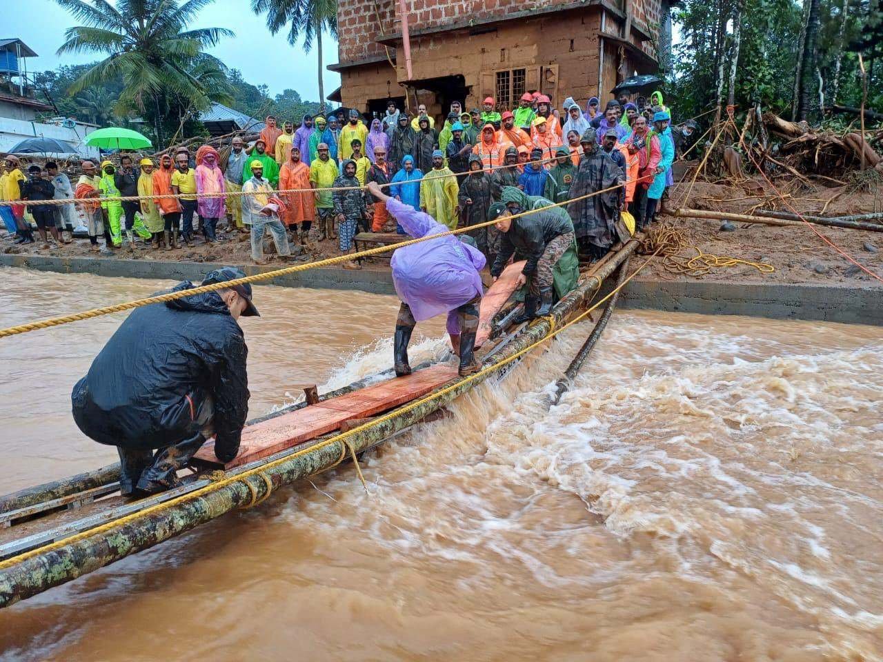 Indian Army's Swift Response in Wayanad Landslide Rescue Operations ...